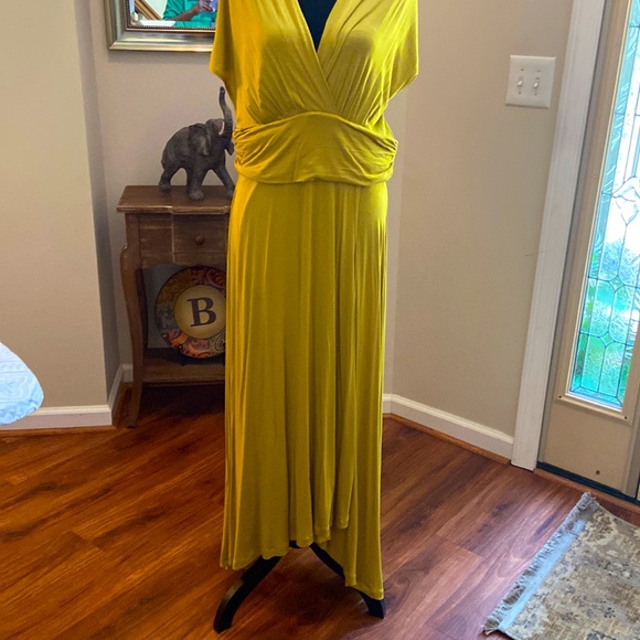 Maeve | Dresses | Fun High Low Stretch Lined Cotton Dress It Has A V ...